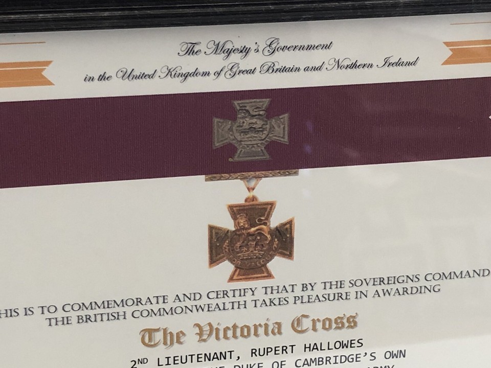 THE VICTORIA CROSS COMMEMORATIVE CERTIFICATE ~ Type 1 w/Free Custom ...