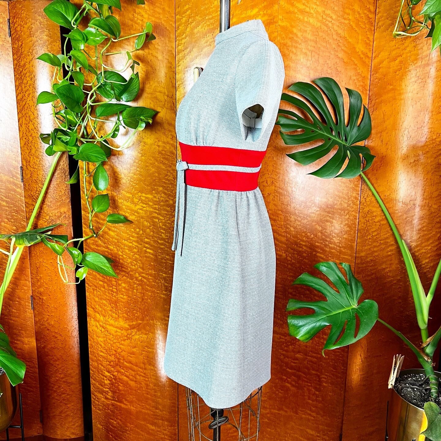 VICKY VAUGHN 1960’s Vintage 60s Red & Grey Mini Mod Scooter Shift Go Go ...