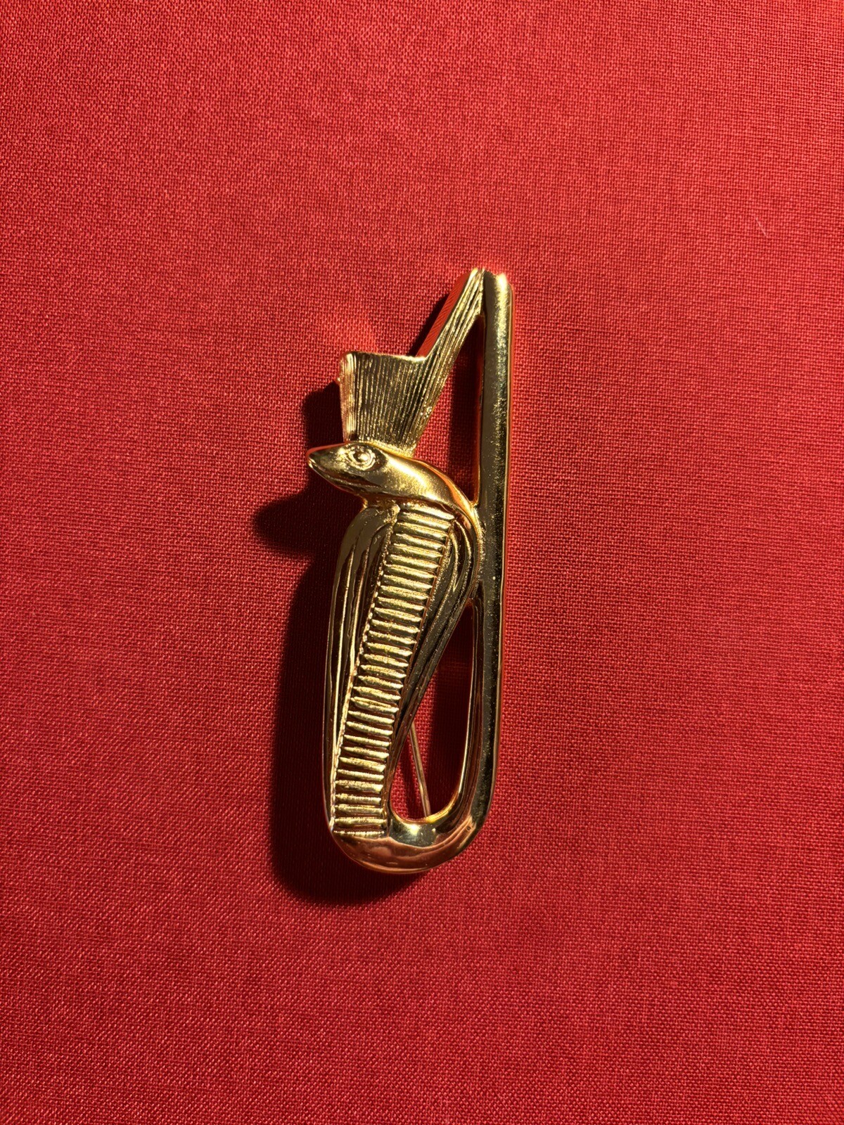 Cobra Pin Metropolitan Museum of Art MMA British King… - Gem