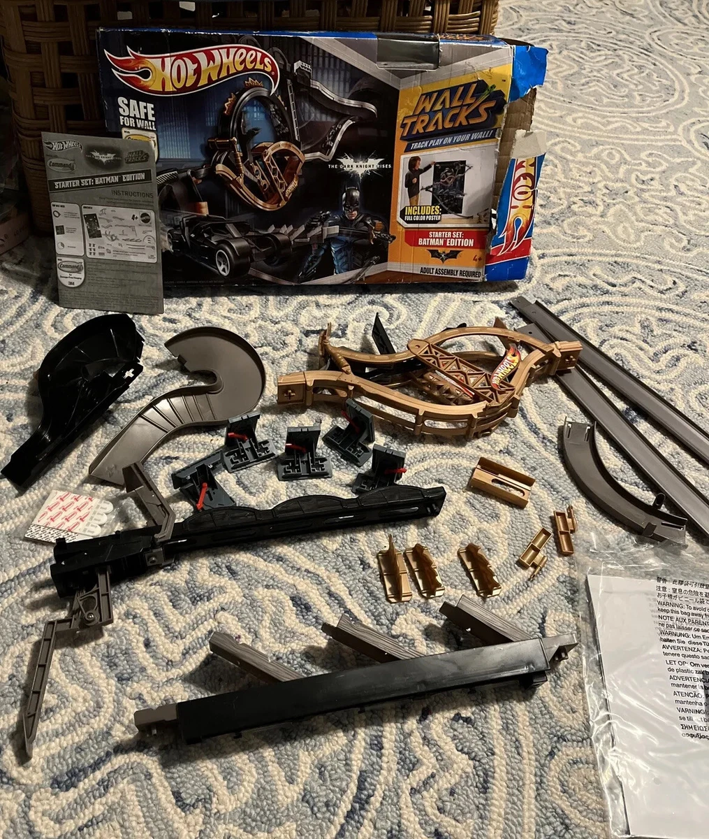 Hot Wheels Wall Tracks Starter Set