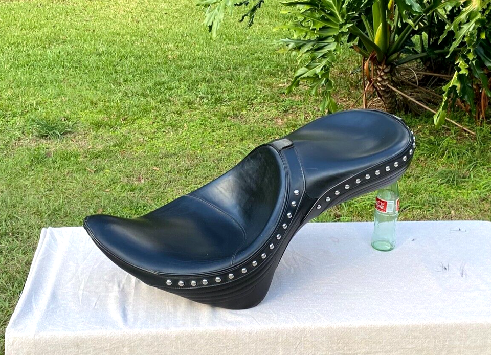 Corbin Leather Dual Touring Saddle 161 2B Studs Harley Softail 1984-99 ...