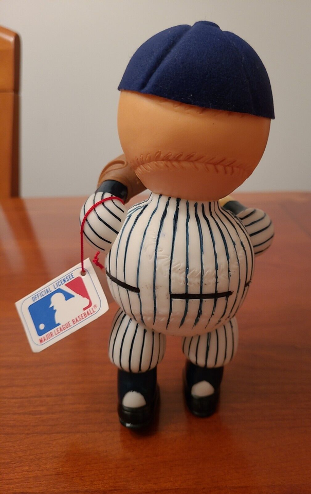 1986 Yankees MLB Baseball Head Doll Glove Figurine Sports Kids Inc ...