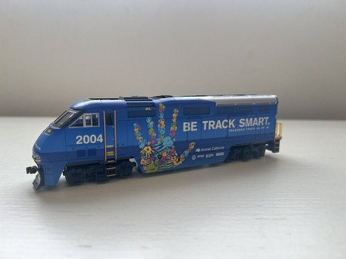 Athearn HO RTR F59PHI, Amtrak California #2004 - ATH25782 - DCC-Ready ...