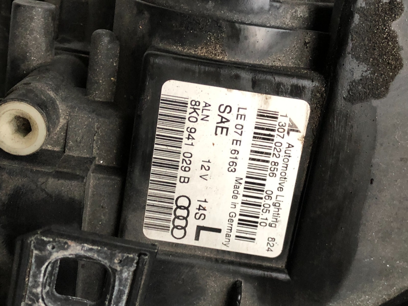 2009 - 2012 Audi A4 Drivers Left Side Headlight Unit P: 8K0 941 029 B ...