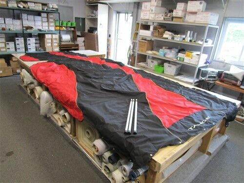 TRACKER TAHOE Q7 (2006 - 2007) COCKPIT & BOW COVER SET BLACK / RED ...