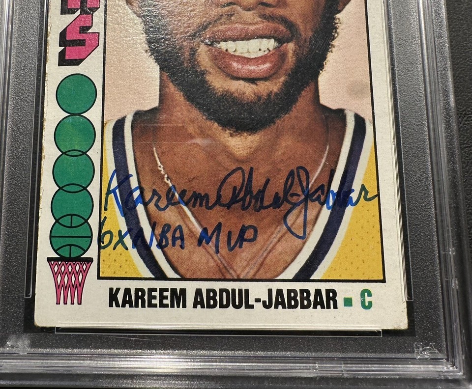 Kareem Abdul Jabbar Signed Autographed 1977 TOPPS BASKETBALL Card PSA ...