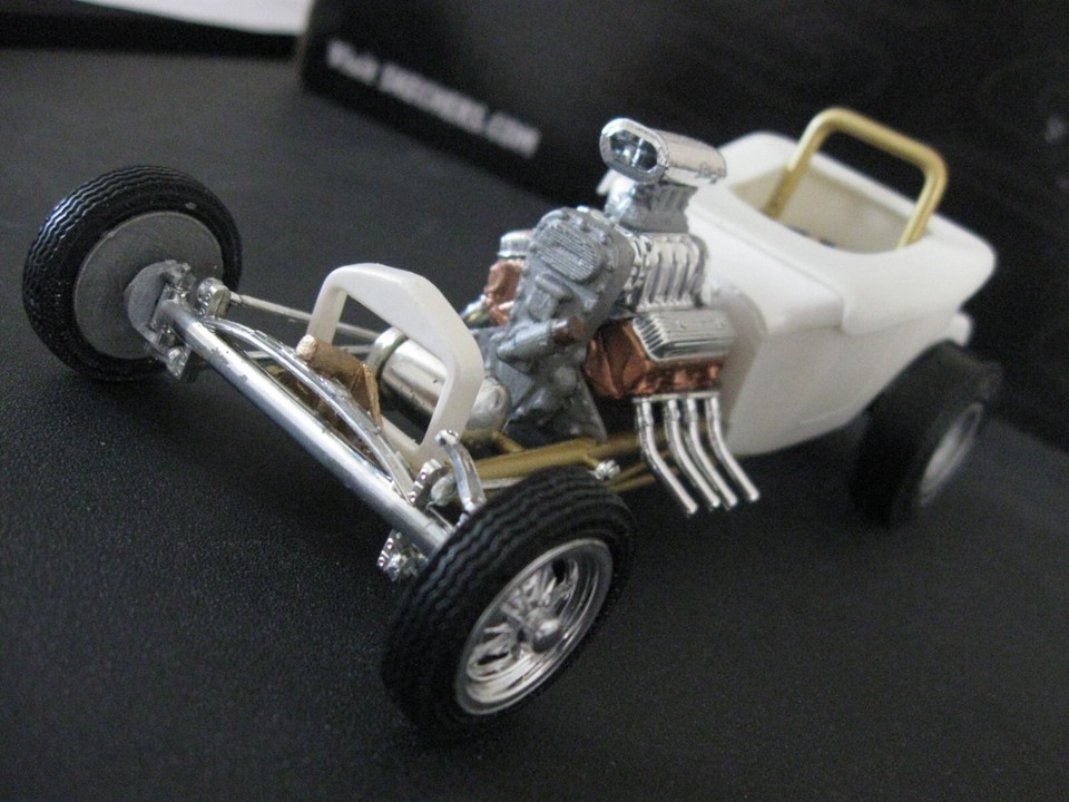 Altered Roadster 1926 Ford AMT Specialty body vintage 1:25 model car ...