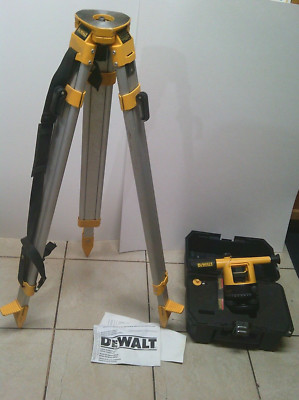 DEWALT DW090PK Heavy Duty 20X Builders Transit Level With Tripod ...