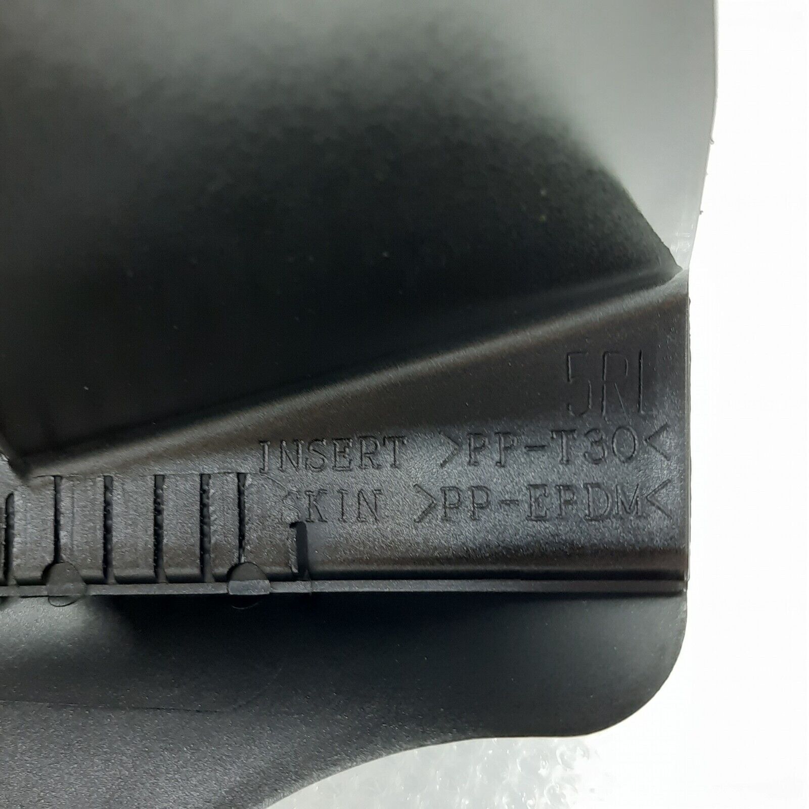 Toyota 76626-60170-F0 LAND CRUISER Mudguard, Quarter Panel, Rear LH ...