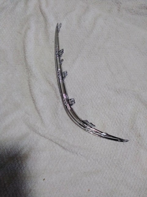 MERCEDES OEM 2017 E400 Front Bumper Grille Grill-trim Molding Left ...