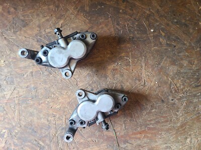 1989-1994 Yamaha FZR600 FZR 600 Front Brake Calipers Cylinders | OE ...