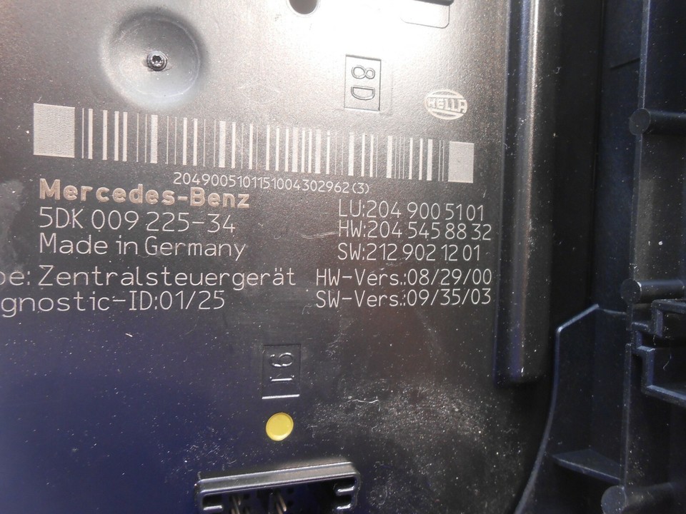 2008-2011 MERCEDES C300 REAR TRUNK SAM FUSE BOX OEM 2049005101 SK0381 ...