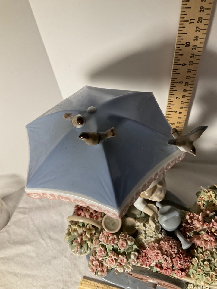 Lladro #1454 flower Season shop on park street Sculpture Porcelain ...