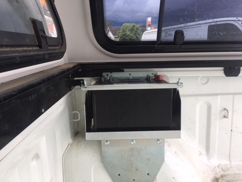 TUB MOUNTED BATTERY TRAY BOX MITSUBISHI TRITON 2015-ONWARDS CODE 025H ...