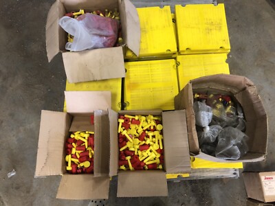 Tema Isenmann / Polydeck Sand Screen Panels, 12” X 12” X .5 mm, pin ...