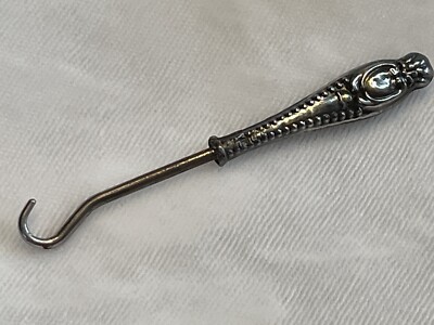 Victorian - Button Hook