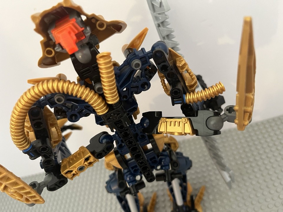 Lego 8734 Bionicle Titans Brutaka Set | eBay
