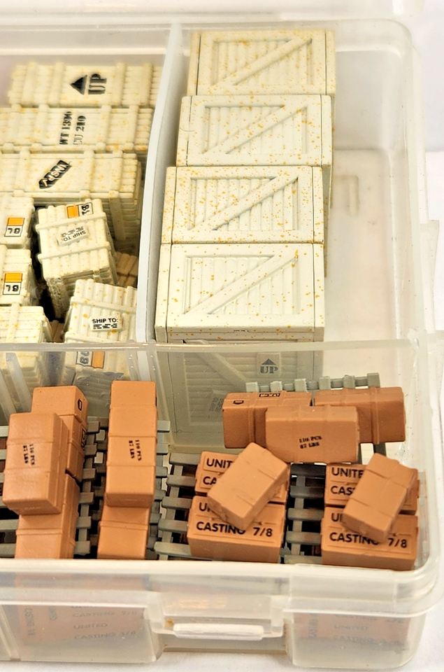 Lot of HO Scale Ready For Staging Crates, Drums, Barrels & Pallets | eBay
