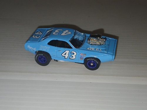 Auto World HO Slot Car: 1971 Plymouth Road Runner, Tested & Working | eBay