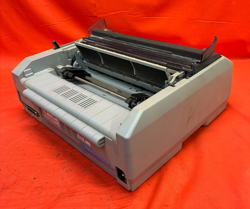 EPSON DOT MATRIX PRINTER LQ-590 MODEL: P363A S/N: FSQY090031 120V 50 ...
