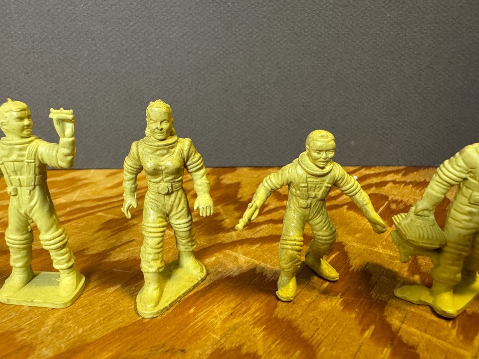 Vtg MARX Tom Corbett Space Patrol Play Set Outer Space Man Figure 45mm ...