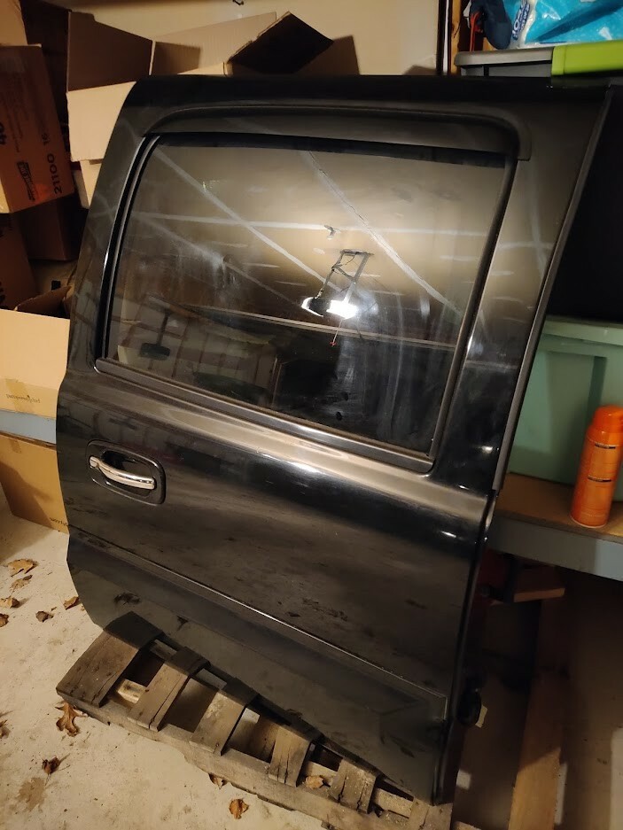 1999-2006 Cadillac Escalade ESV Rear Passenger Door Black | eBay