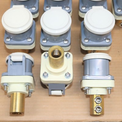 ONE Hubbell Wiring Device 400A SP Receptacle with WP Cover WHITE HBLMRW ...