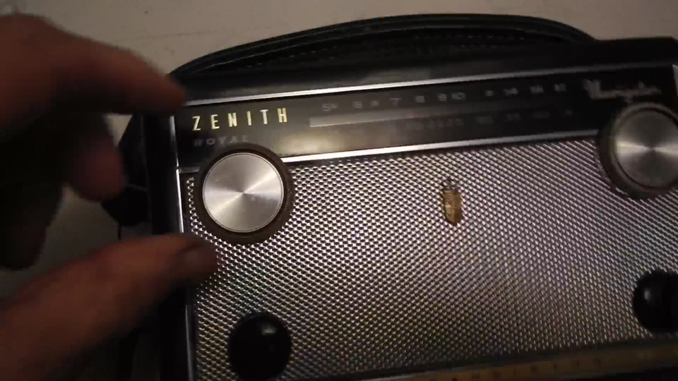 Vintage 1959 Zenith Royal 780 Navigator Parts repair Scratchy Controls ...