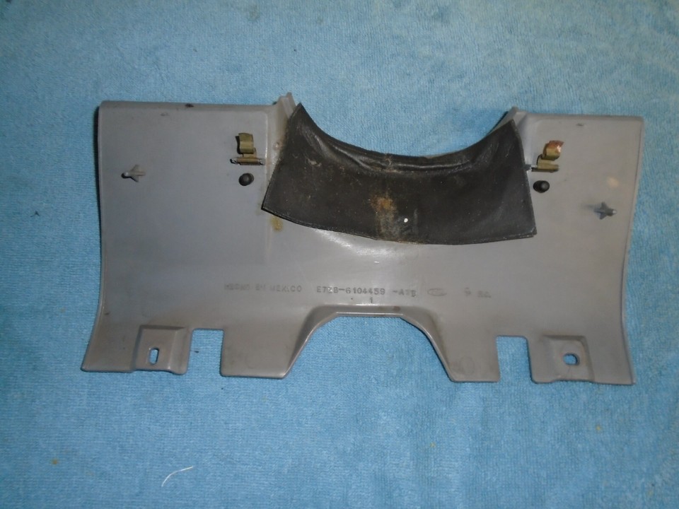 87-89 MUSTANG DRIVER LOWER DASH COVER TRIM PLASTIC PANEL Gray | eBay