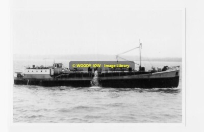 rp04519 - BP Coastal Tanker - BP Explorer , built 1956 - print 6x4 | eBay