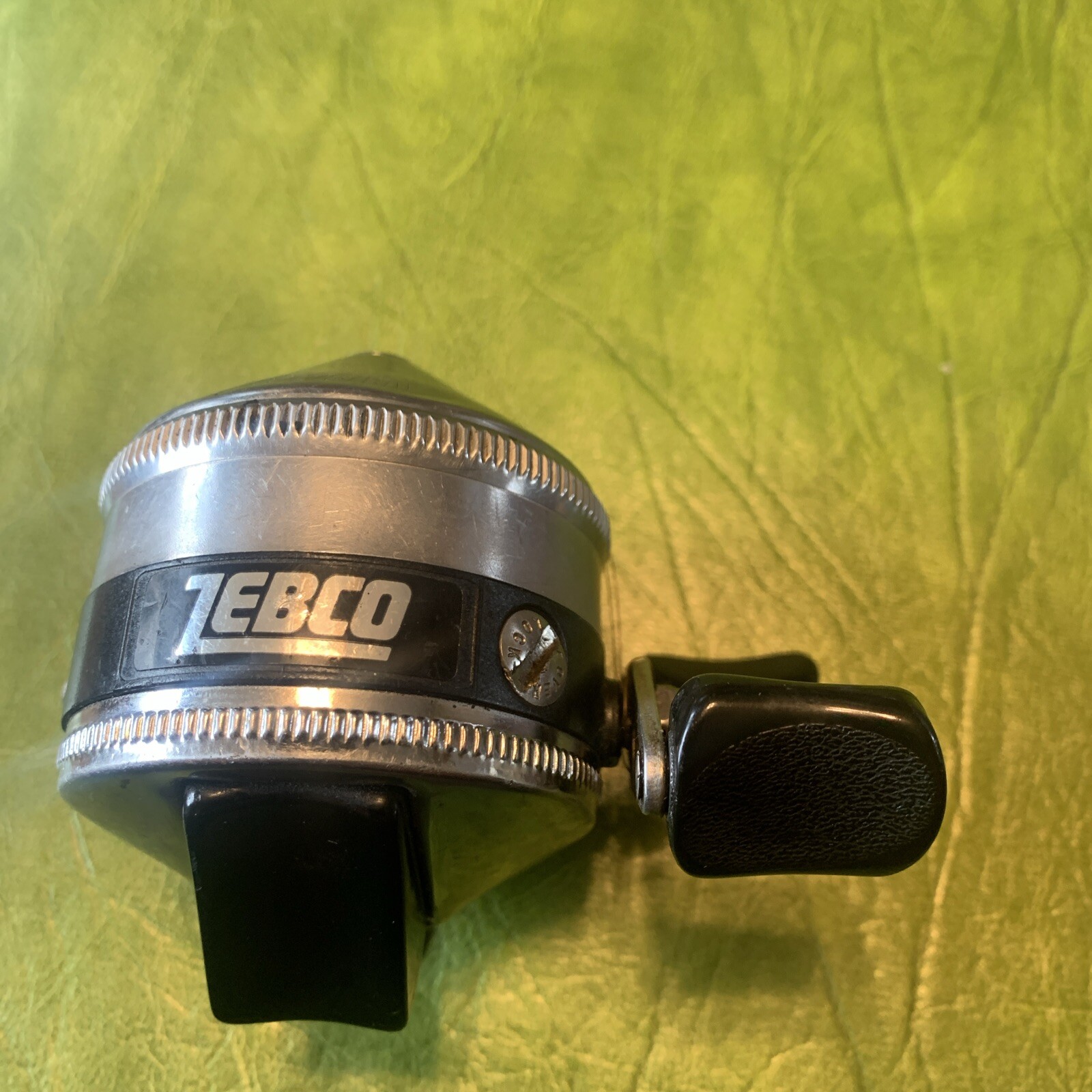 Vintage Zebco Spinner Model 33 Reel Metal Foot KO USA 1 Rivet Excellent ...