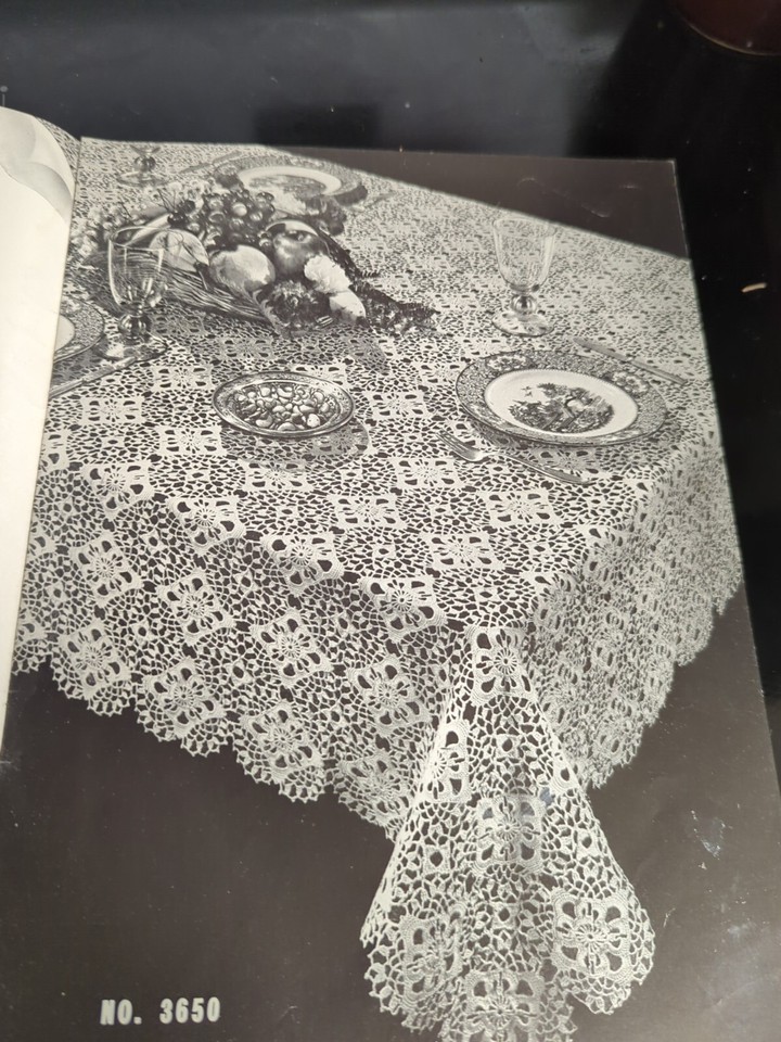 Crochet Book "Crocheting Bedspreads" & Bucilla Cotton Creations ...