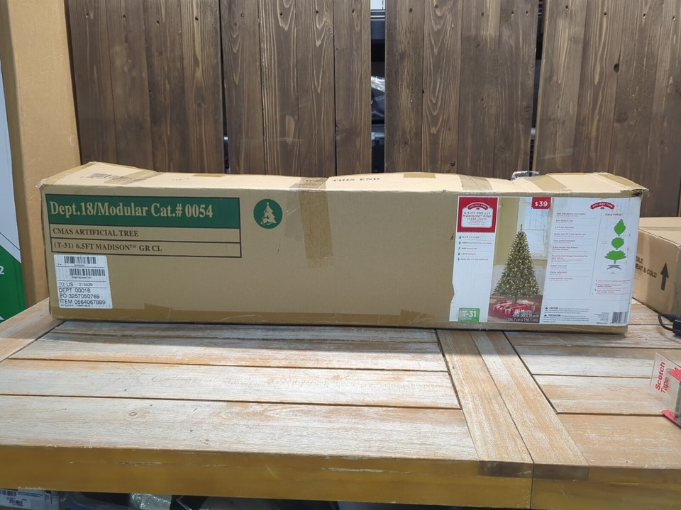 Holiday Time TG66EH148C46 6.5' Pre-Lit Madison Pine Artificial ...