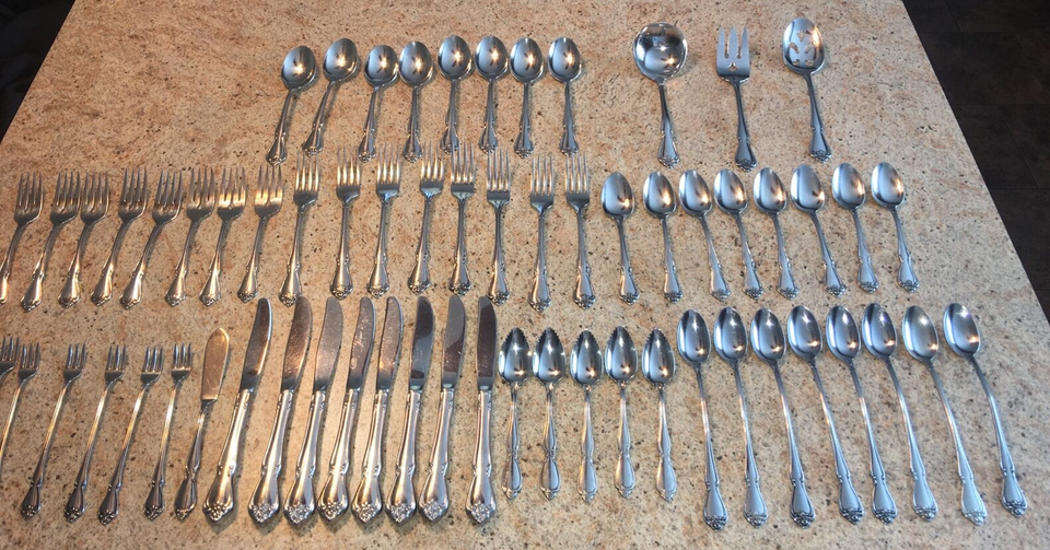 Oneida Arbor Rose Stainless Steel Flatware Silverware 65 Pc Set EUC | eBay