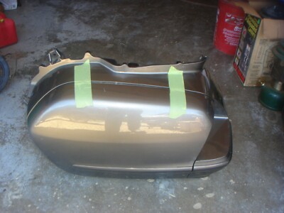 01-10 Honda Goldwing GL1800 LEFT Side Saddlebag Bag Lid Door Complete ...