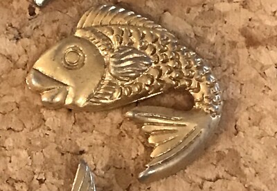 Pin's Pêche Fishing Fish Poisson Doré Magnifique | eBay