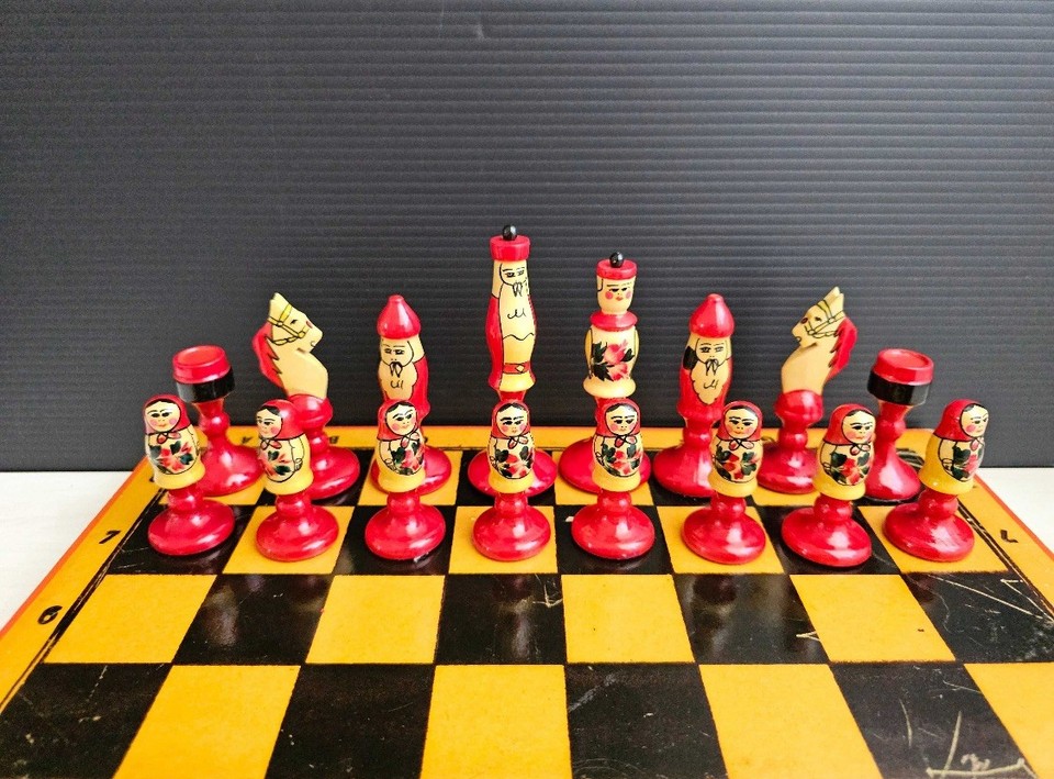 Vintage Wooden Chess Set Soviet USSR - Matryoshka (#37) | eBay