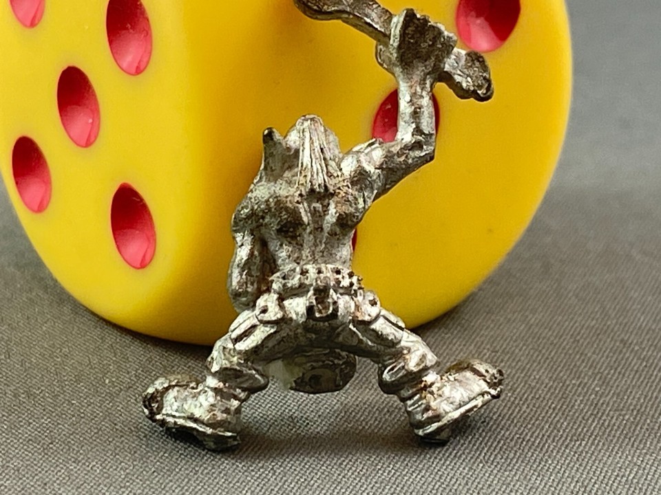 Gretchin Crew Grot with Spanner Space Ork Orc Goblin Warhammer 40k ...