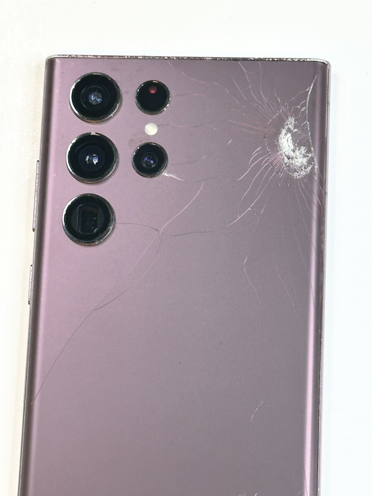 Samsung Galaxy S22 Ultra 5G 256GB Burgundy Verizon Locked Good LCD ...