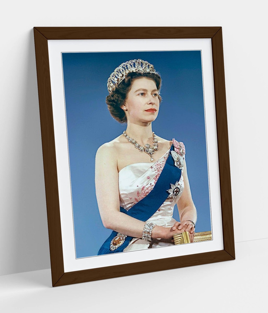 Young Queen Elizabeth 2 Queen Elizabeth II | AnOther