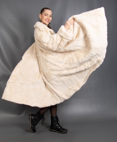8698 NEW SUPERIOR REX CHINCHILLA FUR COAT SWINGER VERY LONG BEAUTIFUL ...
