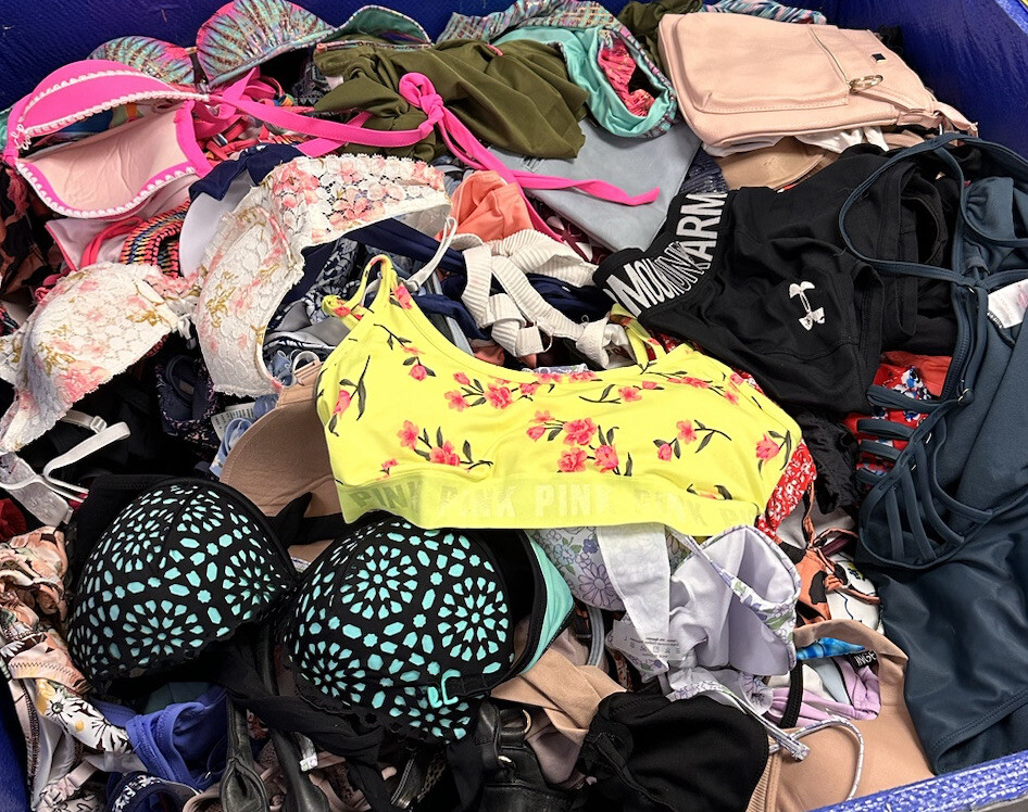 Huge Lot Brand Name Used Womens Clothes 25 PC Bulk Resale WHOLESALE EUC ...