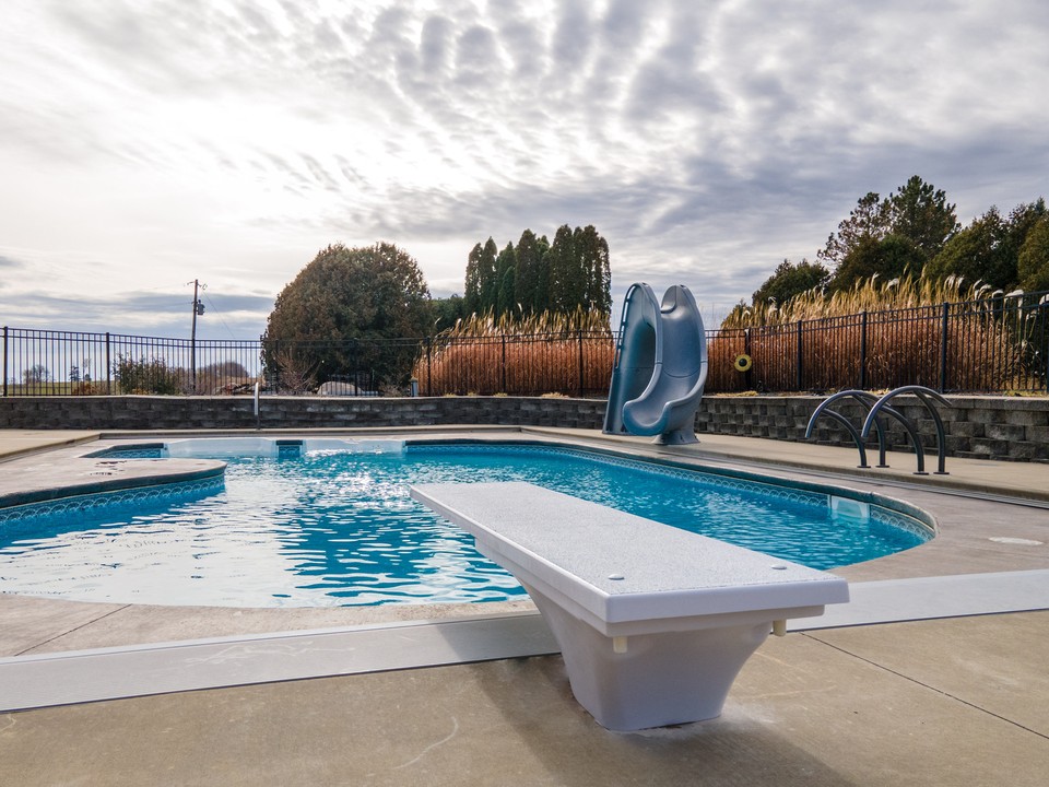 White 3 Bolt Base Stand with Jig for 6' Diving Board - Inground ...