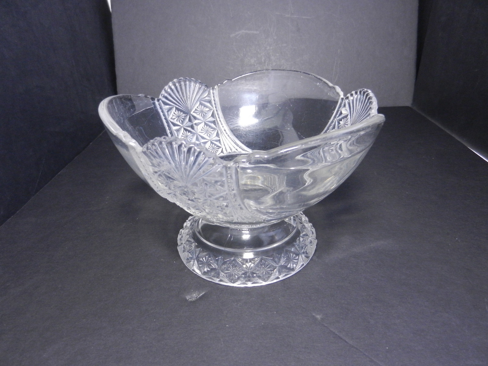 Richards Hartley Daisy Button Oval Panels Footed Bowl Clear EAPG 7 1/4 ...