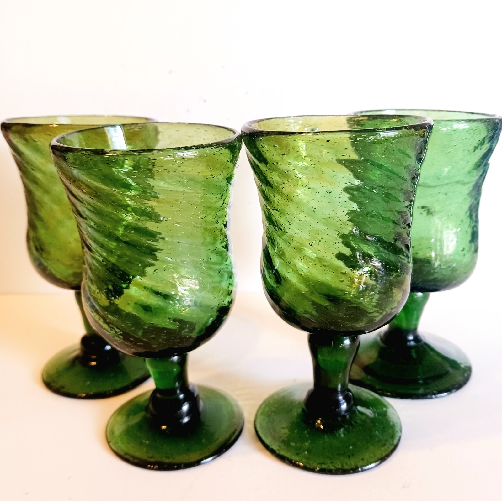 Vintage Hand Blown Mexican Glass Goblets Green Swirl Set Of 4 Cordial ...