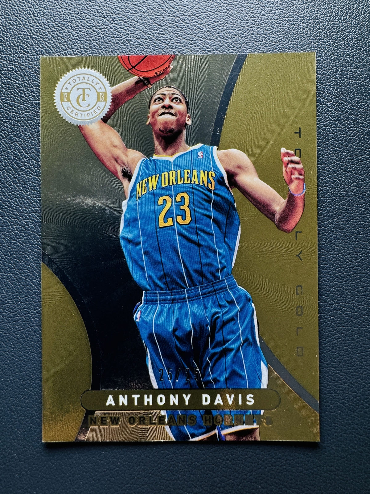 2012-13 Panini Totally Certified #29 Anthony Davis RC Rookie GOLD 25/25 ...