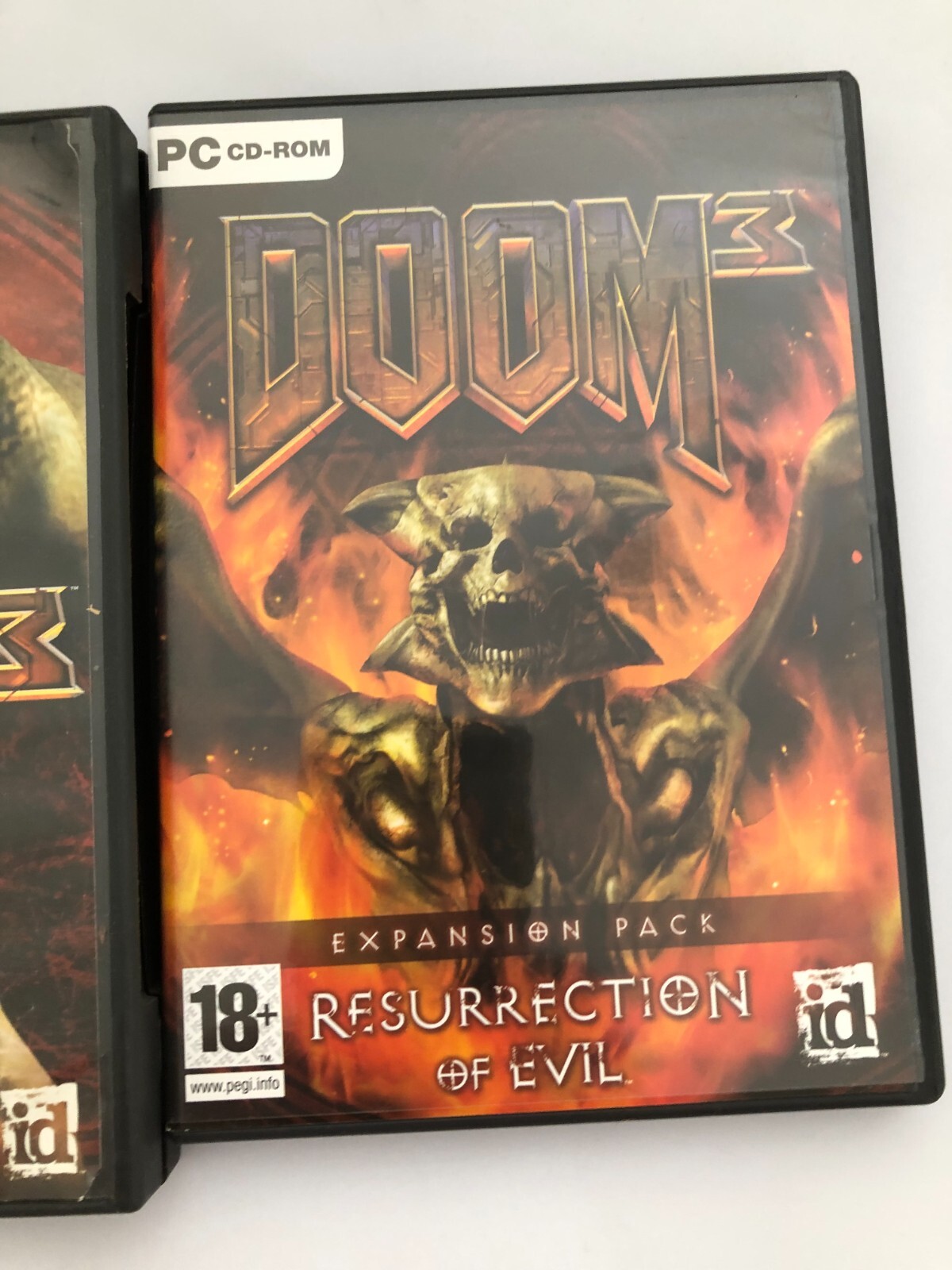 Doom 3 +Resurrection of Evil Exp Pack Pc Cd Rom windows 2000/xp ...