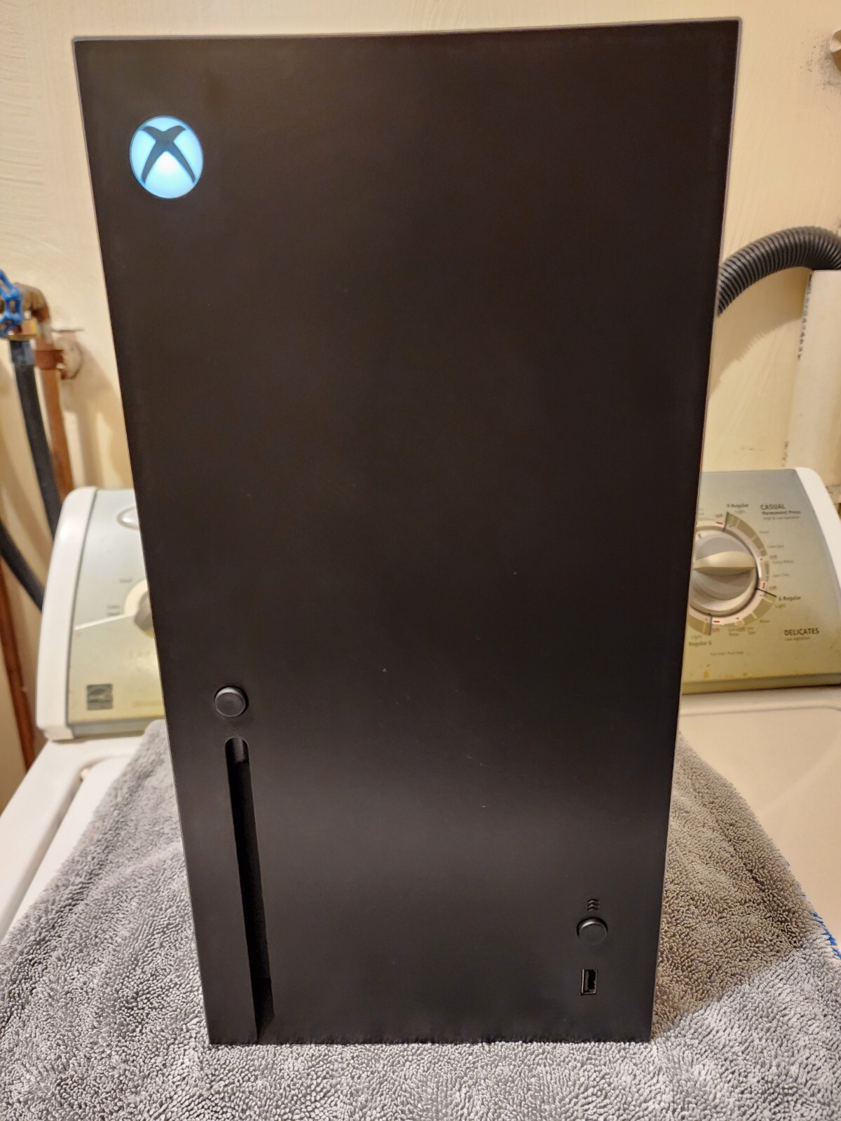 Ukonic Xbox Series X Replica Mini Fridge/Cooler See Pics 886388173150 ...