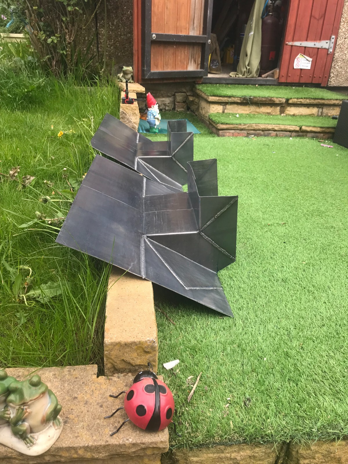 (Lead work) chimney back gutter corners with 100mm sole plate code 4 1 ...