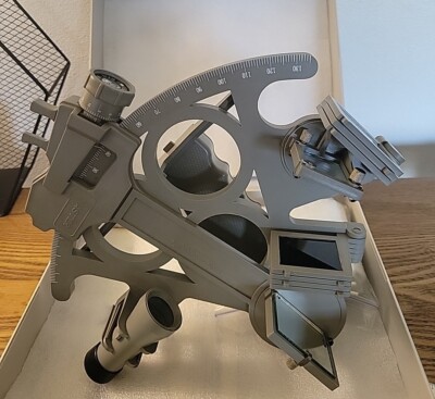 Sextants - Davis Instruments